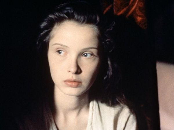 La Passion Béatrice 1987 Bertrand Tavernier Synopsis