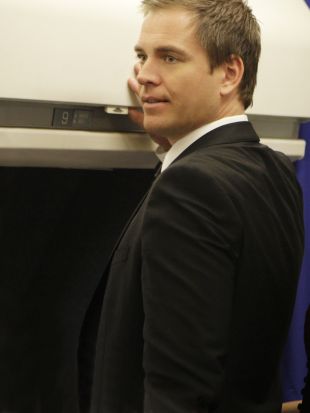 NCIS : Jet Lag (2010) - Tony Wharmby | Cast and Crew | AllMovie