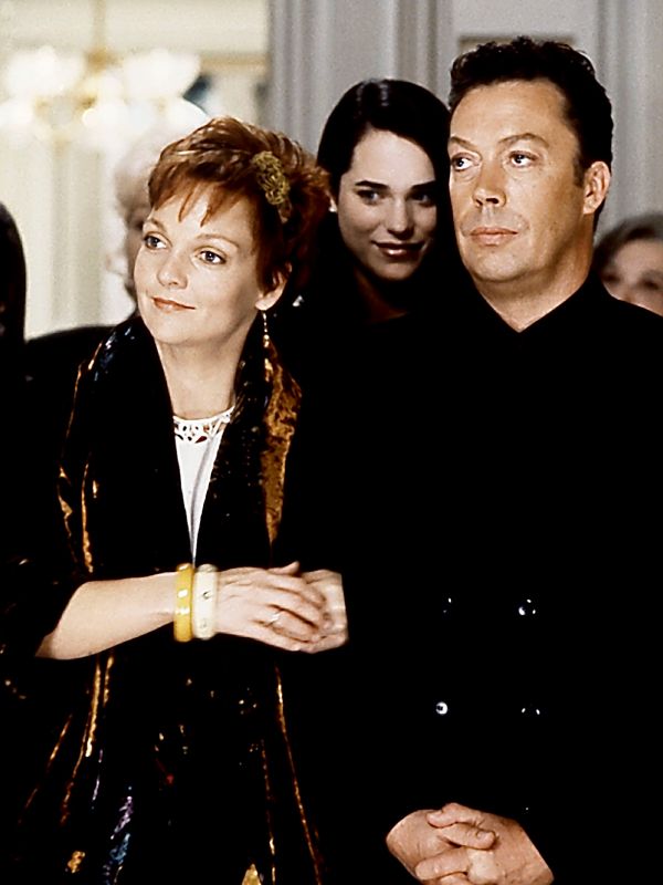 Passed Away (1992) - Charlie Peters | Synopsis, Characteristics, Moods ...