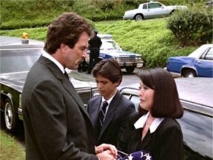 Magnum, P.I. : Tigers Fan (1987) - Harry Harris, Michael Vejar Jr ...