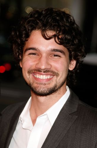 Steven Strait | Biography, Movie Highlights and Photos | AllMovie