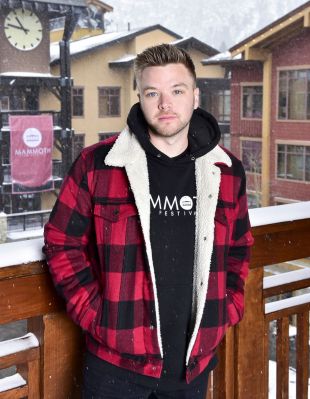 Brett Davern 2022