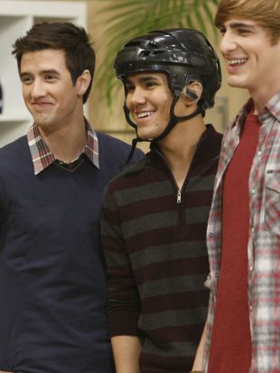 Big Time Rush : Big Time Love Song (2010) - Savage Steve Holland ...