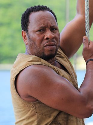 Death in Paradise : The Blood Red Sea (2016) - Richard Signy | Synopsis ...