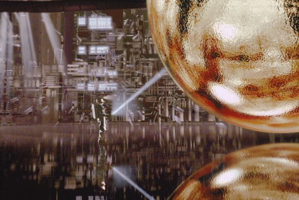 Sphere (1998) - Barry Levinson | Synopsis, Characteristics, Moods ...